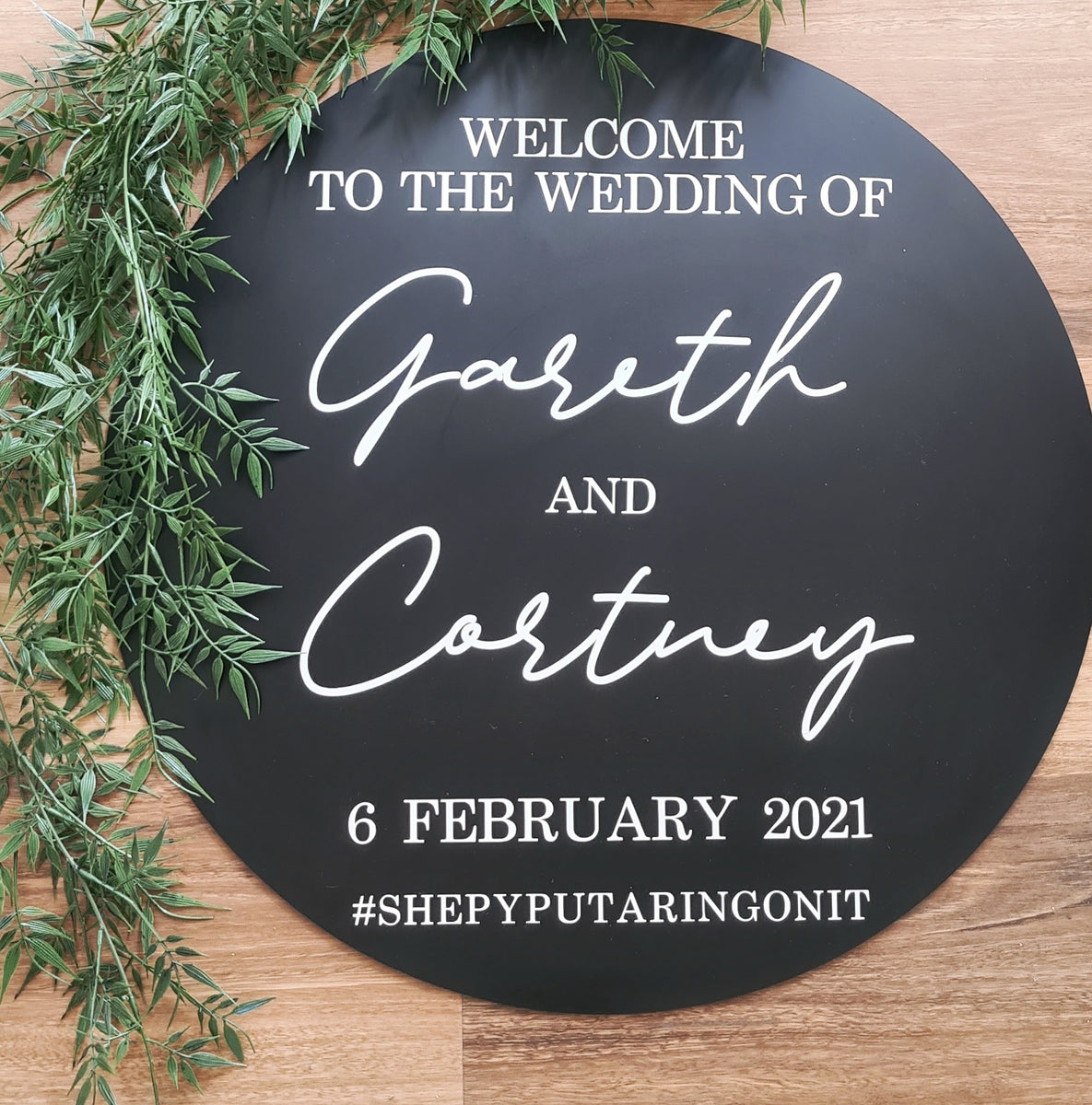 Acrylic & Vinyl Welcome Sign – Coco and Pearl Design Studio