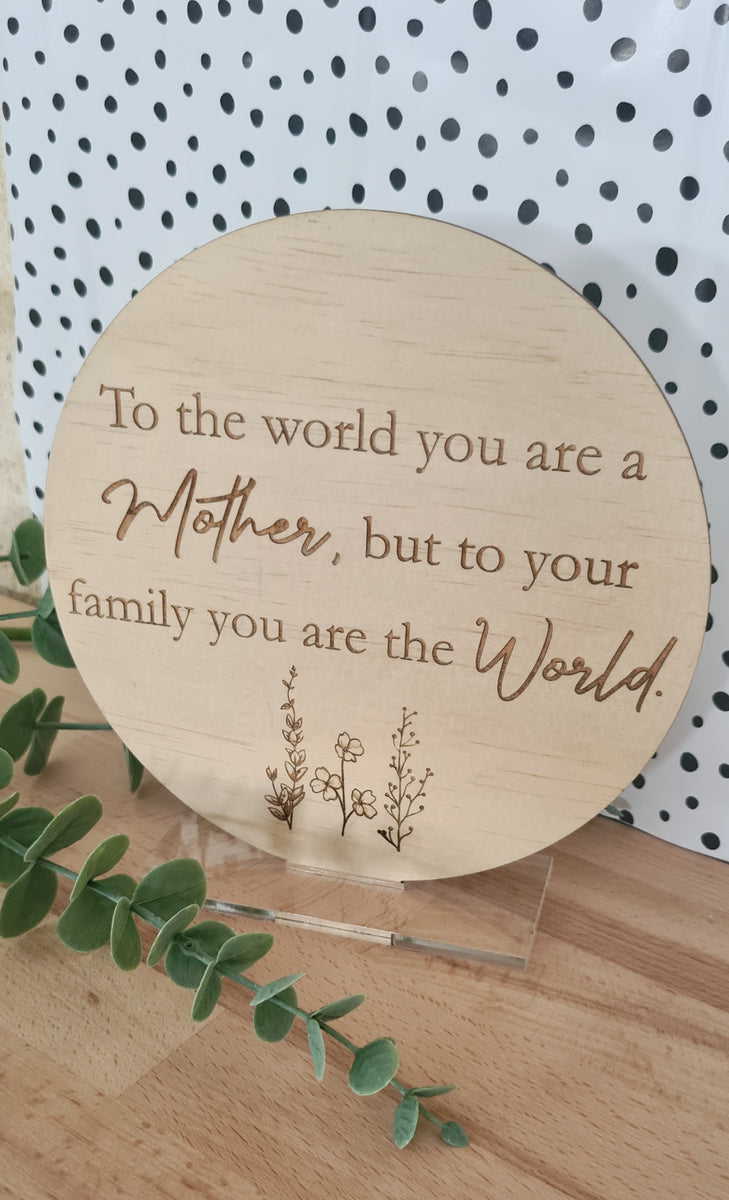 Best Friend Stand – Coco and Pearl Design Studio